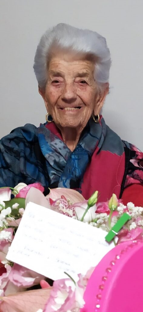 Festa dei nonni: a Catignano il compleanno centenario di Maria Monaco