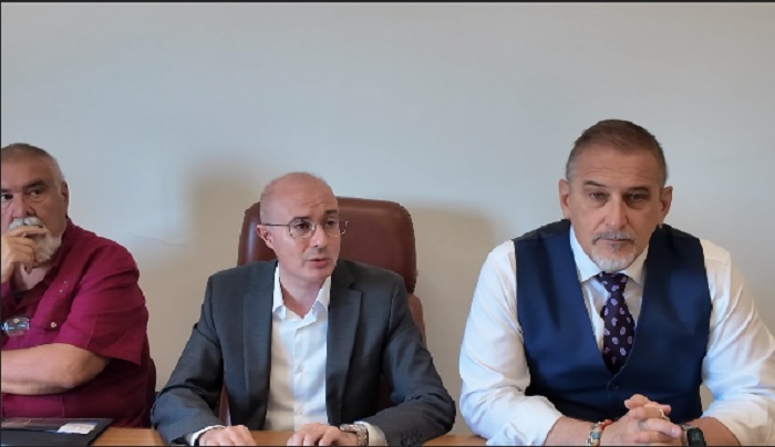 Concorsi Comune Pescara, Pettinari torna alla carica - Rete8